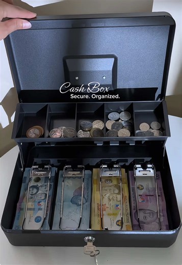 No more messy cash 💥 Bills and coins, properly organized in one lockable cash box. #cashbox #lockablecashbox #cashorganizer #businessessentials #sarisaristore