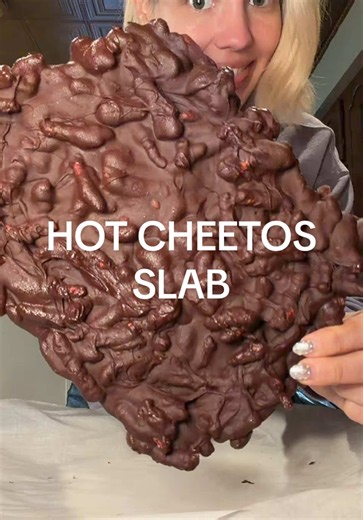 The girls who get it, get it | Cheetos