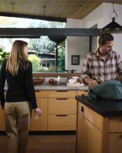 Meredith Grey and Nick Marsh's Compelling Reunion in Scene 6