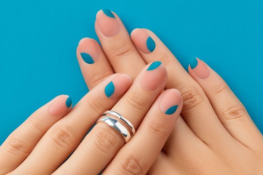 14 Simple Nail Designs for Manicure Minimalists