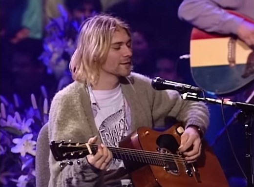 Nirvana on MTV Unplugged #nirvana #grunge #mtvunplugged #leadbelly #kurtcobain #davegrohl #kristnovoselic #patsmear #acoustic #liveperformance #livemusic #wheredidyousleeplastnight #mygirl