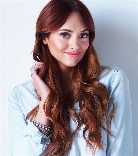 Cheveux Auburn Plein Didées Pour Trouver La Bonne Teinte De Roux
