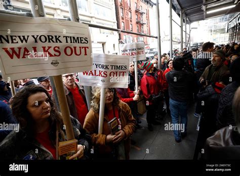 New York City Usa 08th Dec 2022 New York Times Employees And