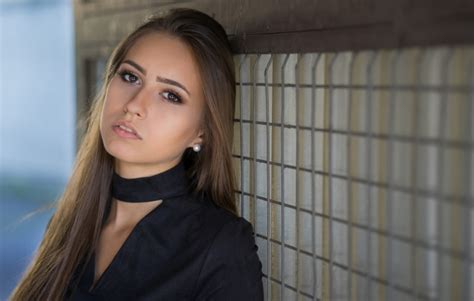 Outdoors Looking At Viewer Open Mouth Face 2k Hazel Eyes S Women