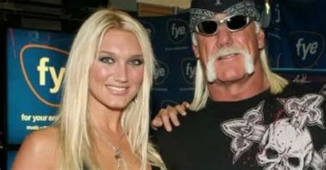 Hulk Hogan Daughter Brooke Hogan तुम्हारे डैडी कौन हैं मुझे फर्क