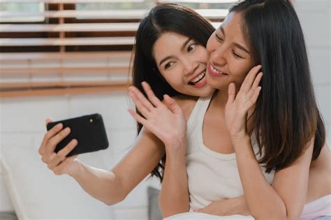 Free Photo Asian Influencer Lesbian Lgbtq Women Couple Vlog At Home