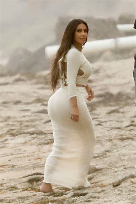 Khloe Kardashian And Kim Kardashian Keeping Up With The Kardashians