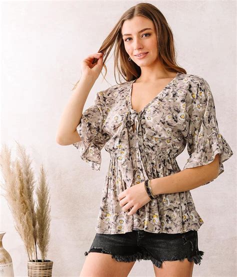 Willow And Root Floral Peplum Top Womens Shirts Blouses In Multi Buckle