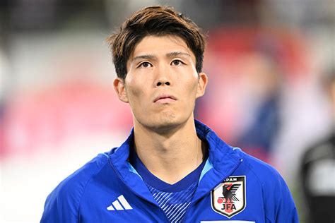 冨安健洋、アジア杯開催時期への発言は「そういう意図で言ったわけではない」 笑顔で語った日本代表へ参加の意義【現地発】 フットボールゾーン