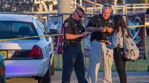 Joven De Florida Es Arrestado Por Asesinar A Su Padre Con Un Rifle De