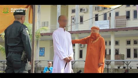Pelaksanaan Eksekusi Cambuk Terhadap 3 Orang Terhukum Melanggar Qanun