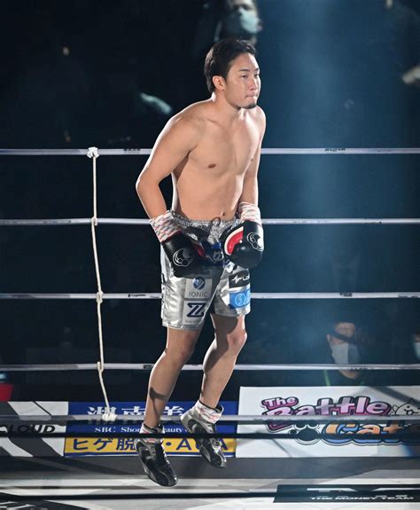 朝倉未来ツイッターで格闘技引退示唆「もう少しでお別れでさみしくなる」花道引き揚げる写真添付 格闘技写真ニュース 日刊スポーツ