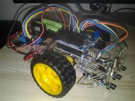 code โปรเจค arduino code โปรเจค หุ่นยนต์เดินตามเส้น 3 เซ็นเซอร์ ky 033