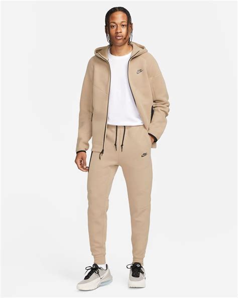 Bas De Jogging Nike Tech Fleece Slim Fit Beige Crème Pour Homme Ekinsport