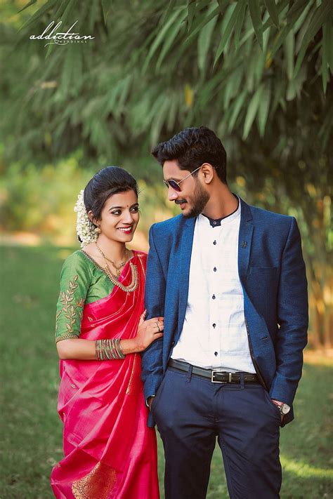 Top More Than 193 South Indian Couple Poses Super Hot Nanoginkgobiloba Vn