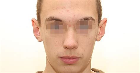 Can Someone Help Me With My Hair Idk Should I Grow It Or Go For A Buzz