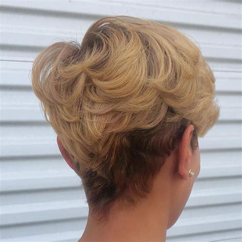 20 Most Flattering Haircuts For Double Chins To Try In 2023 Artofit