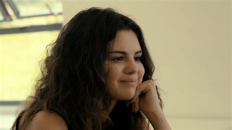 Las Revelaciones Del Documental De Selena Gomez My Mind And Me Vogue
