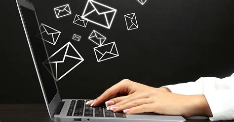 einrichten eines postfix mail servers mit dovecot und roundcube auf