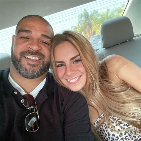 Adriano Imperador Posta Foto Com A Nova Namorada E Se Declara Meu