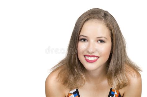 Jeune Belle Femelle Avec La Chemise Lavant Et Le Dos Blancs Blanc