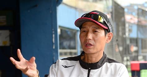 Po 5차전 승부 지켜본 Lg 염경엽 감독 “선수들의 간절함으로 팬이 염원하는 결과 가져온다”