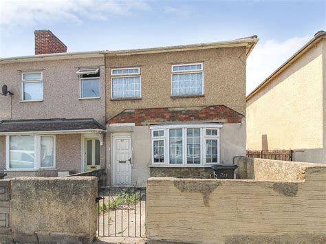 3 Bed End Terrace House For Sale In Cricklade Road Gorse Hill Swindon