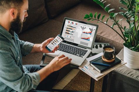 community manager vs social media manager maryville online