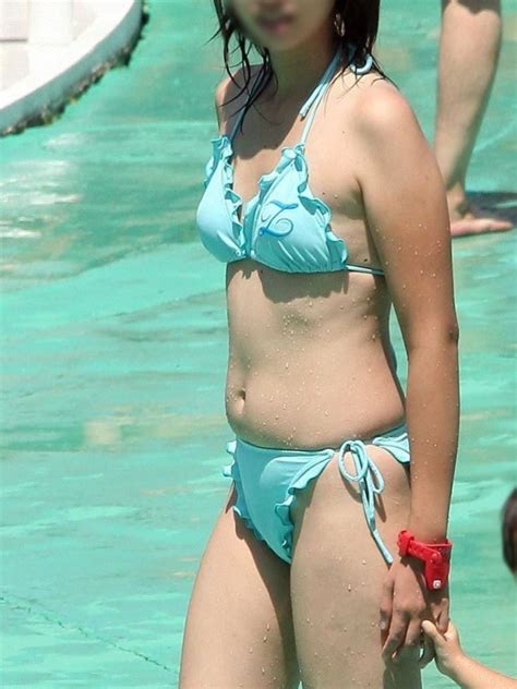 盗撮ママ水着顔出し投稿画像58枚and主婦顔出し逆さ撮りパンチラ盗撮