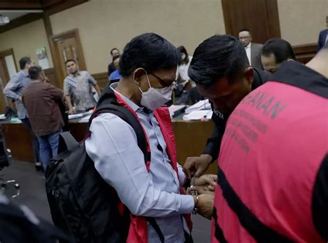 Jaksa Temukan Sejumlah Kejanggalan Proyek Bts Kominfo
