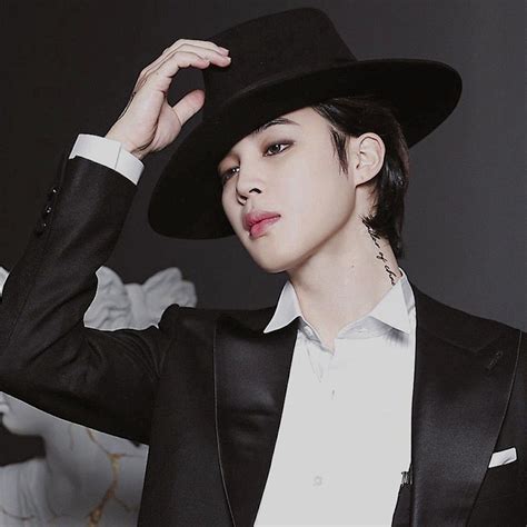 Pin De ♡ Kalon Peach🍑 • ᷄ɞ • ᷅ En Jimin Ah Fotos De Jimin Fotos