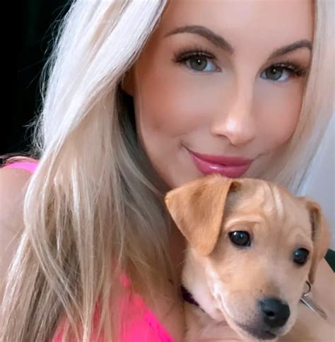 Bunny Madison Age Bio Height Figure Net Worth Toptenu