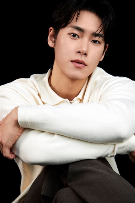 신예 한정완 이학주·방민아 소속사 Sm Candc와 전속계약 Jtbc 뉴스