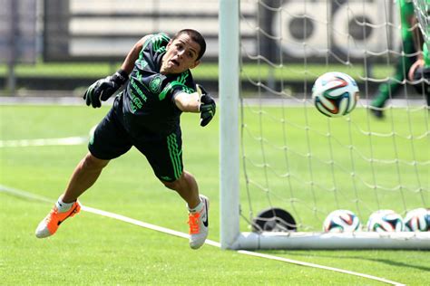 Mexicos Soccer Coach To Players No Sex Before World Cup
