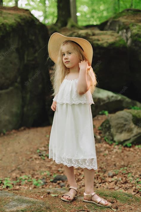 Premium Photo Ukrainian 7 Year Old Girl With White Hair Like An Angel