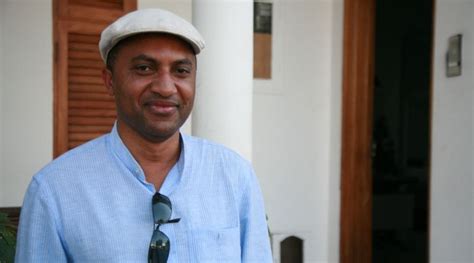 José Luiz Tavares Apresenta Em Cabo Verde Livro Escrito Durante A