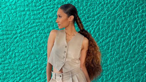 These 9 Elaine Welteroth Beauty Looks Live Rent Free In Our Heads