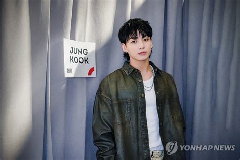 Bts 정국 솔로 앨범 타이틀곡은 스탠딩 넥스트 투 유 파이낸셜뉴스