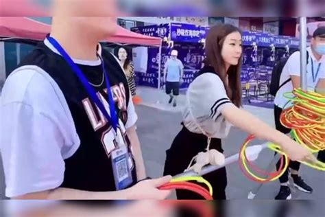 一个单身久了的女孩子，10元套圈套中了个老板？