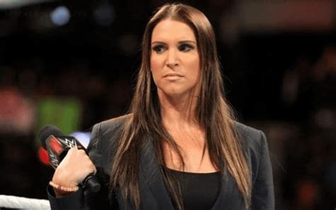 “she Kind Of Melted Into My Arms” Former Wwe Personality Narrates The