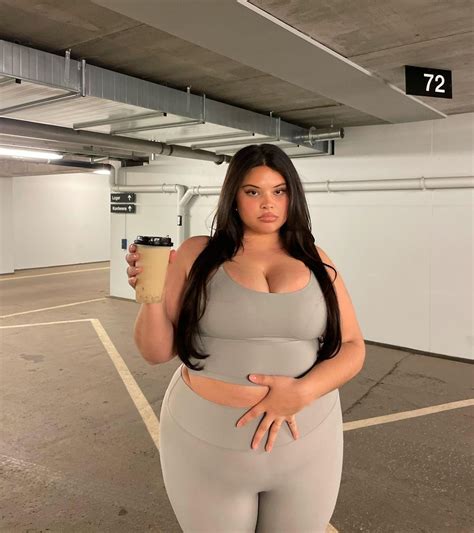 𝐉𝐎𝐀𝐍𝐍𝐀 𝐏𝐈𝐍𝐂𝐄𝐑𝐀𝐓𝐎 On Instagram “getting That Boba Tea Before Gym🧋 In
