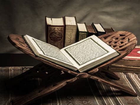 Muslim Wajib Tahu Keutamaan Baca Surat Al Kahfi Pada Hari Jumat Tagar