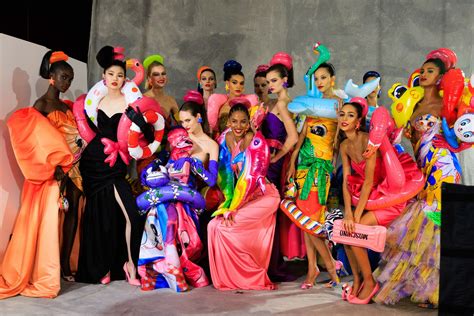 Sex Appeal And Star Power Help Milans Designers Vie For Global