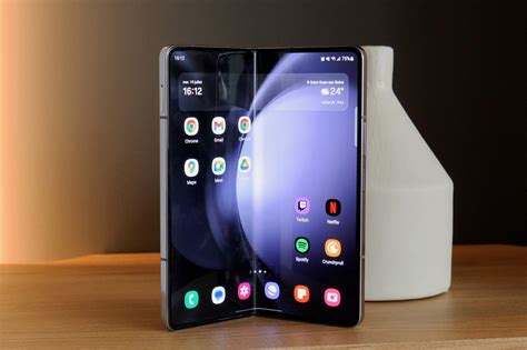 Galaxy Z Fold 5 Et Z Flip 5 Officiels Samsung Peaufine Encore Sa