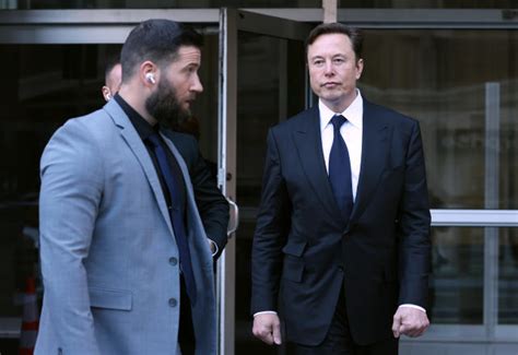 Teslas Former Cfo Backs Up Elon Musks Testimony In Funding Secured