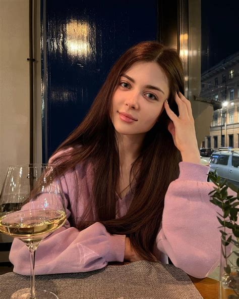 The Cutie Collective A Date With Jenya Kurta Ig Jenya Kurta