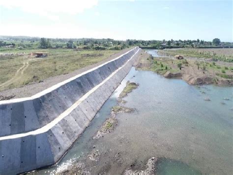 Flood Control Structure At Access Road Sa Ilocos Norte Natapos Na Ng