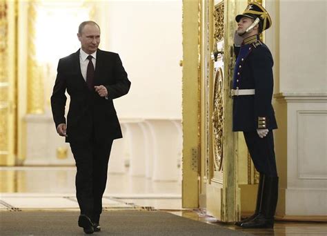 Vladimir Putin Dan Cara Berjalannya Gunslingers Gait Okezone News