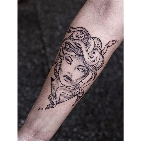 Simple Medusa Tattoo Design Talesress