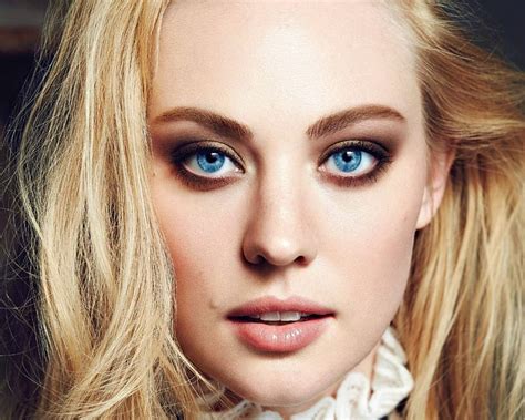 Deborah Ann Woll Girl Actress Blonde Beauty Face Woman Blue Eyes